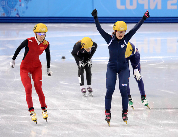 Park Seung-hee wins a second gold for Korea : Arts & Entertainment ...